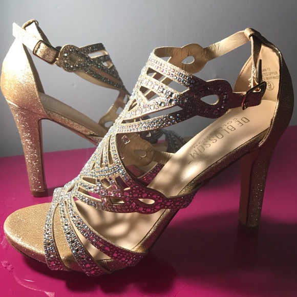 De Blossom Collection | Shoes | De Blossom Collection Gold Glitter And ...